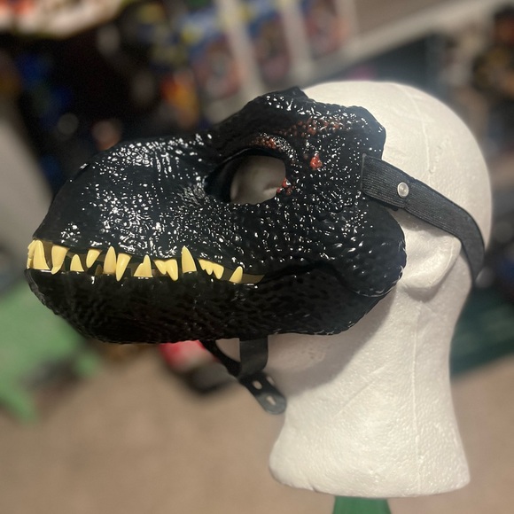 Mattel | Toys | Jurassic World Fallen Kingdom Indoraptor Dinosaur Mask ...